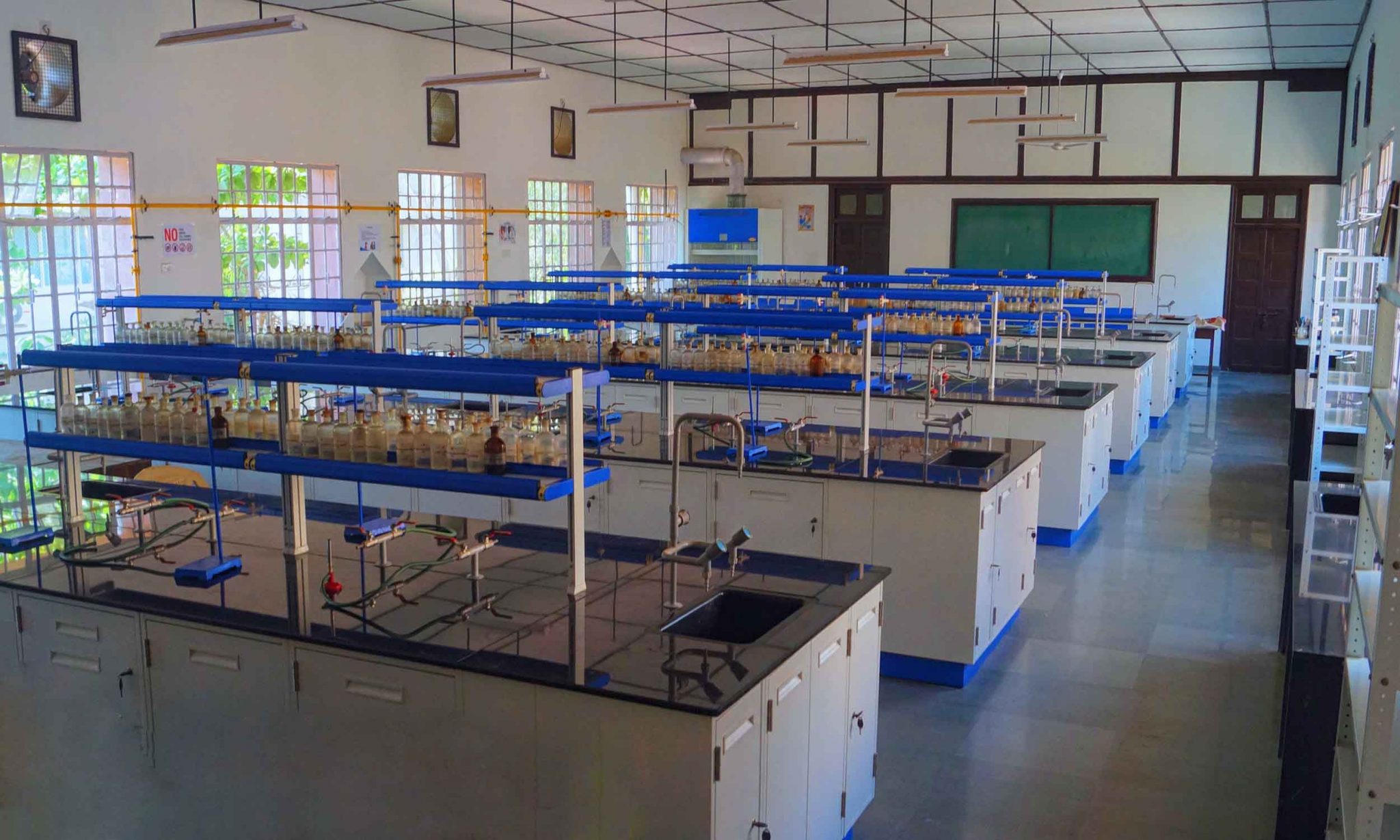 Photo gallery – L. M. College of Pharmacy